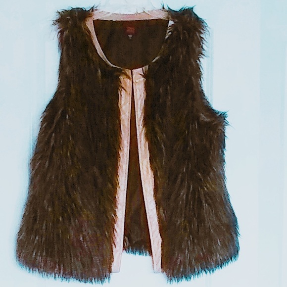 2B Bebe | Jackets & Coats | 2b Bebe Faux Fur Vest Jacket Xl | Poshmark